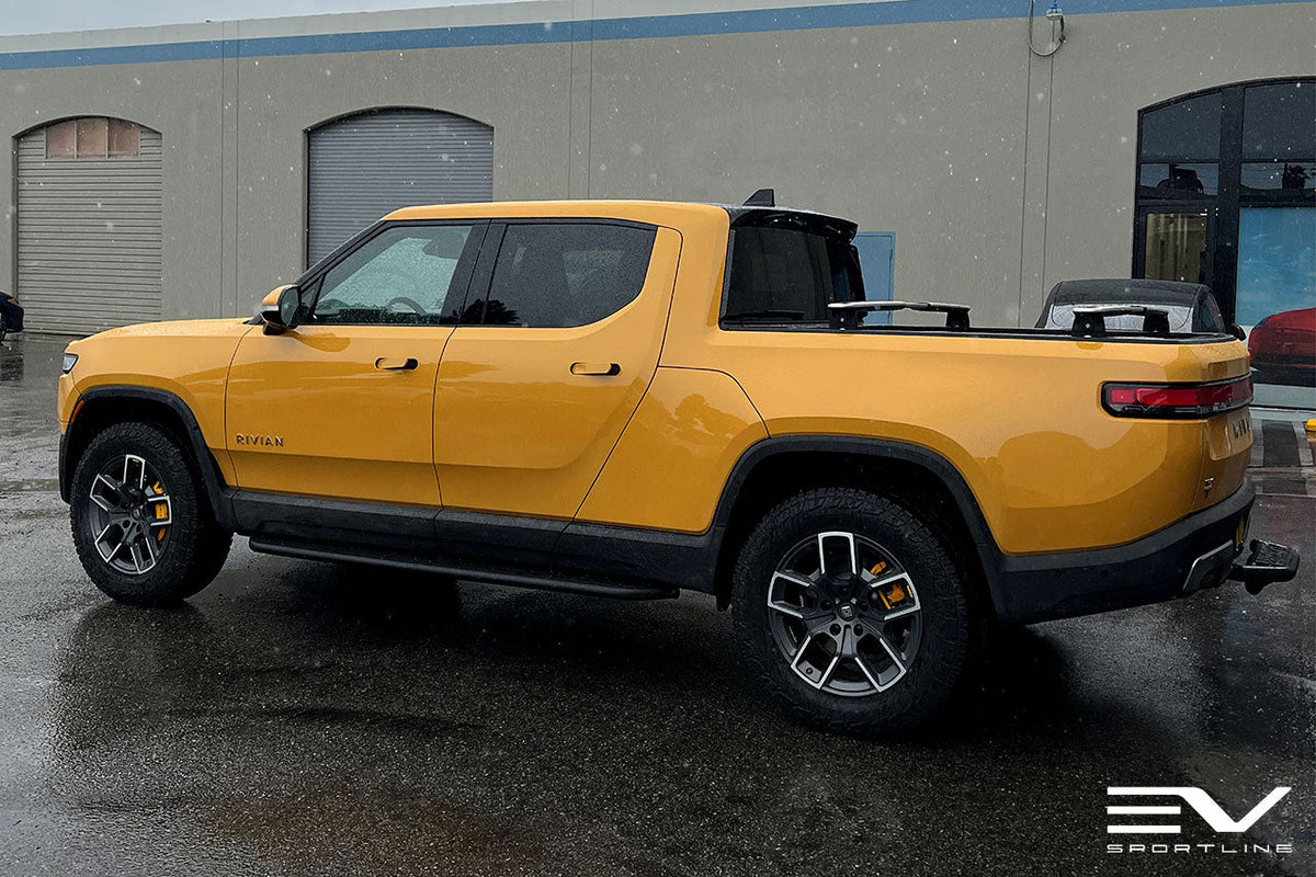 Compass Yellow Rivian R1T with Triple Square Thread Running Boards - EV ...
