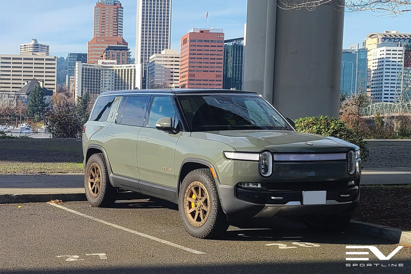 Launch Green Rivian R1S with Adventure Bronze 20" R800 Wheels - EV ...